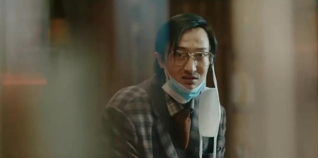 Analysis of the Expression of Absurd Aesthetics in the Film "I'm Not ...