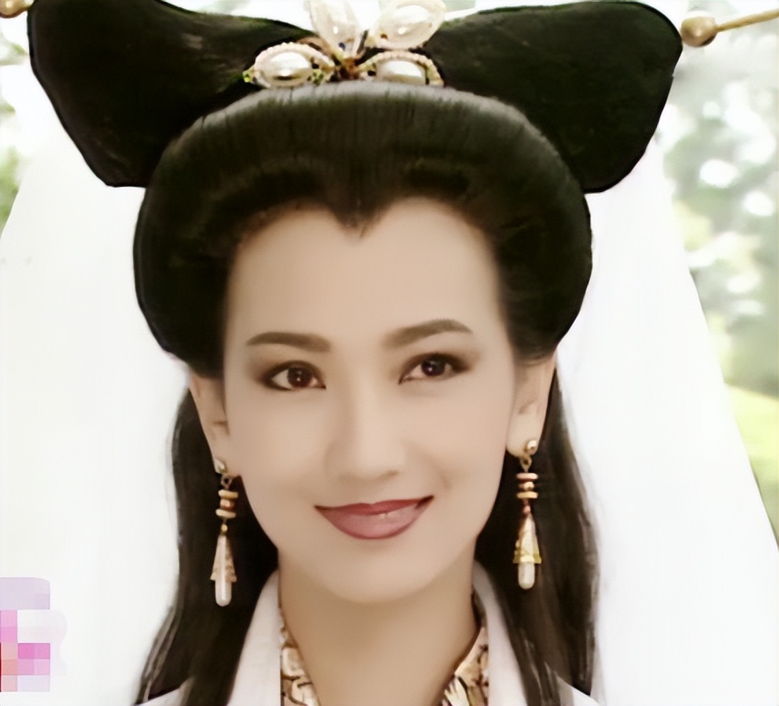 The photos of Li Ruotong and Zhao Yazhi leaked out, this time the ...