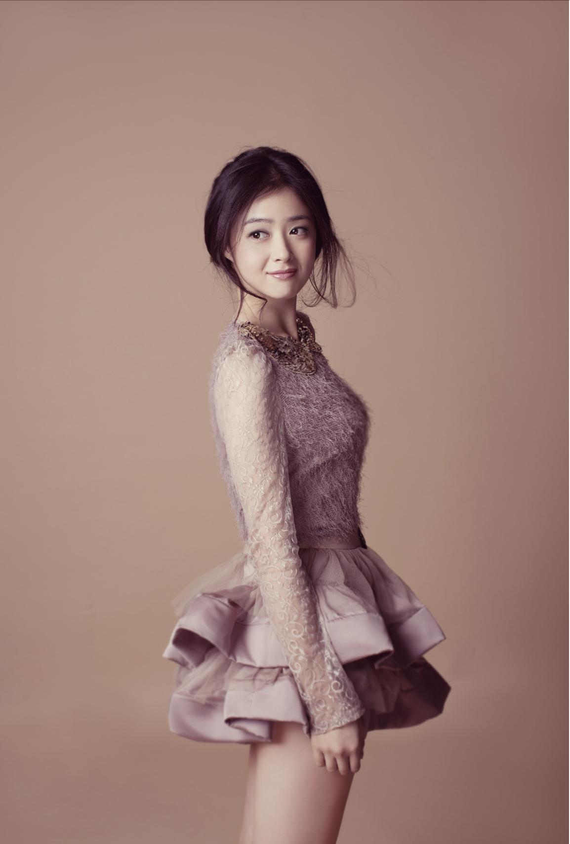 Jiang Xin (Xin Jiang) —— The beauty of being gentle and charming - iNEWS