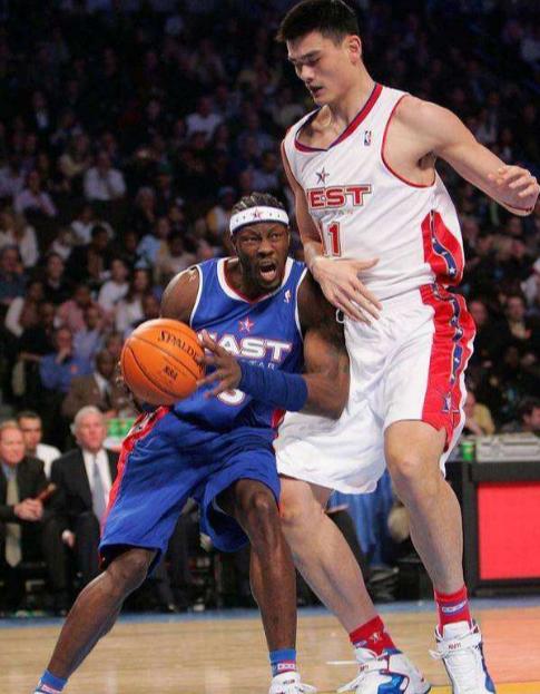 How unreal are Yao Ming's muscles?6-pack abs, conspicuous unicorn arm ...