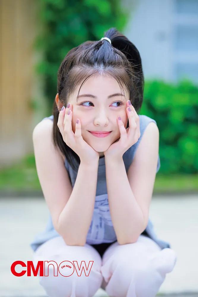 Photo album of Japanese post-zero actress Hamabe Minami, with snowy skin and jade appearance - iNEWS