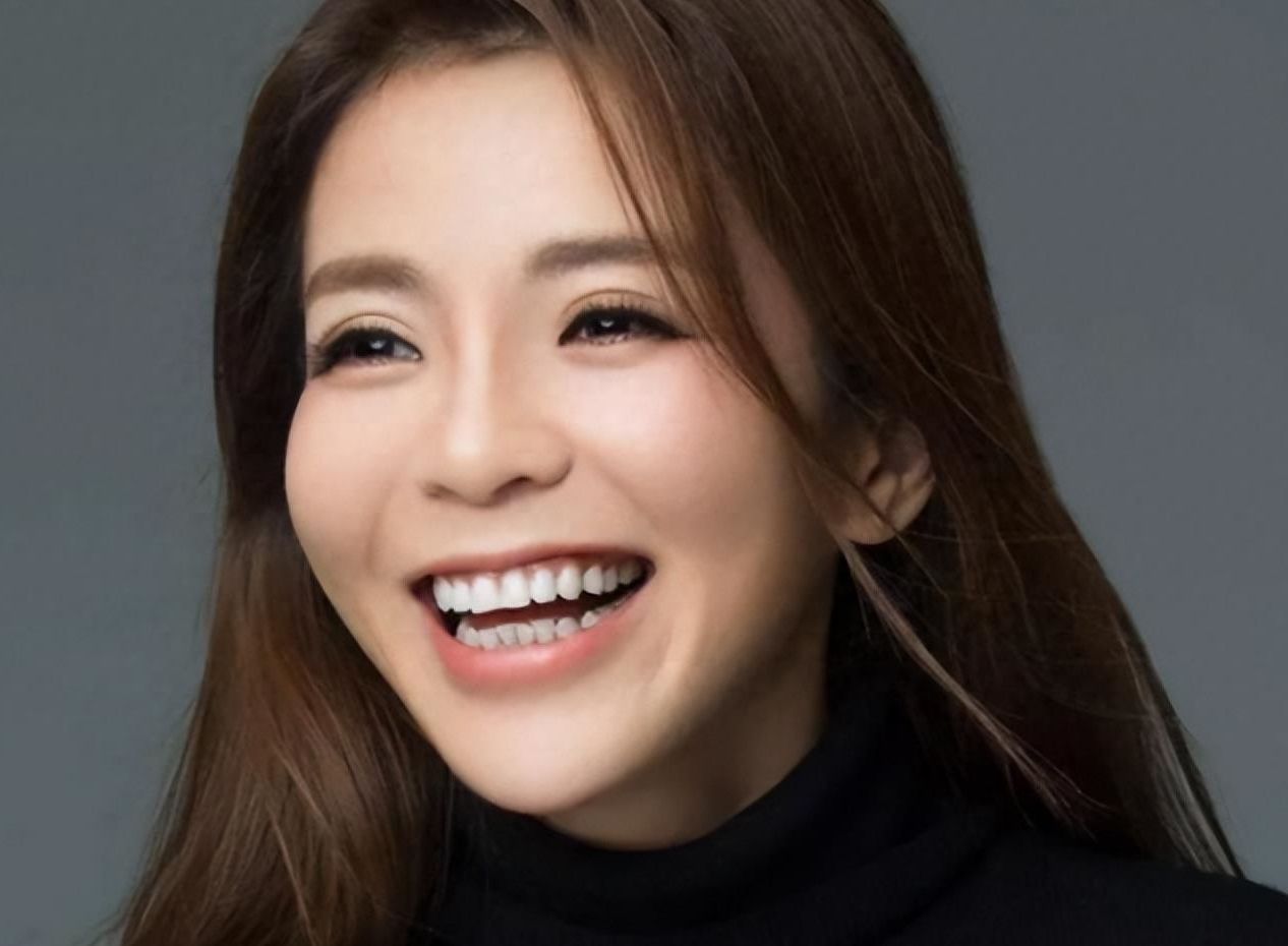 Zhu Xun teased Feng Lin about whether she wanted to be as good a host ...