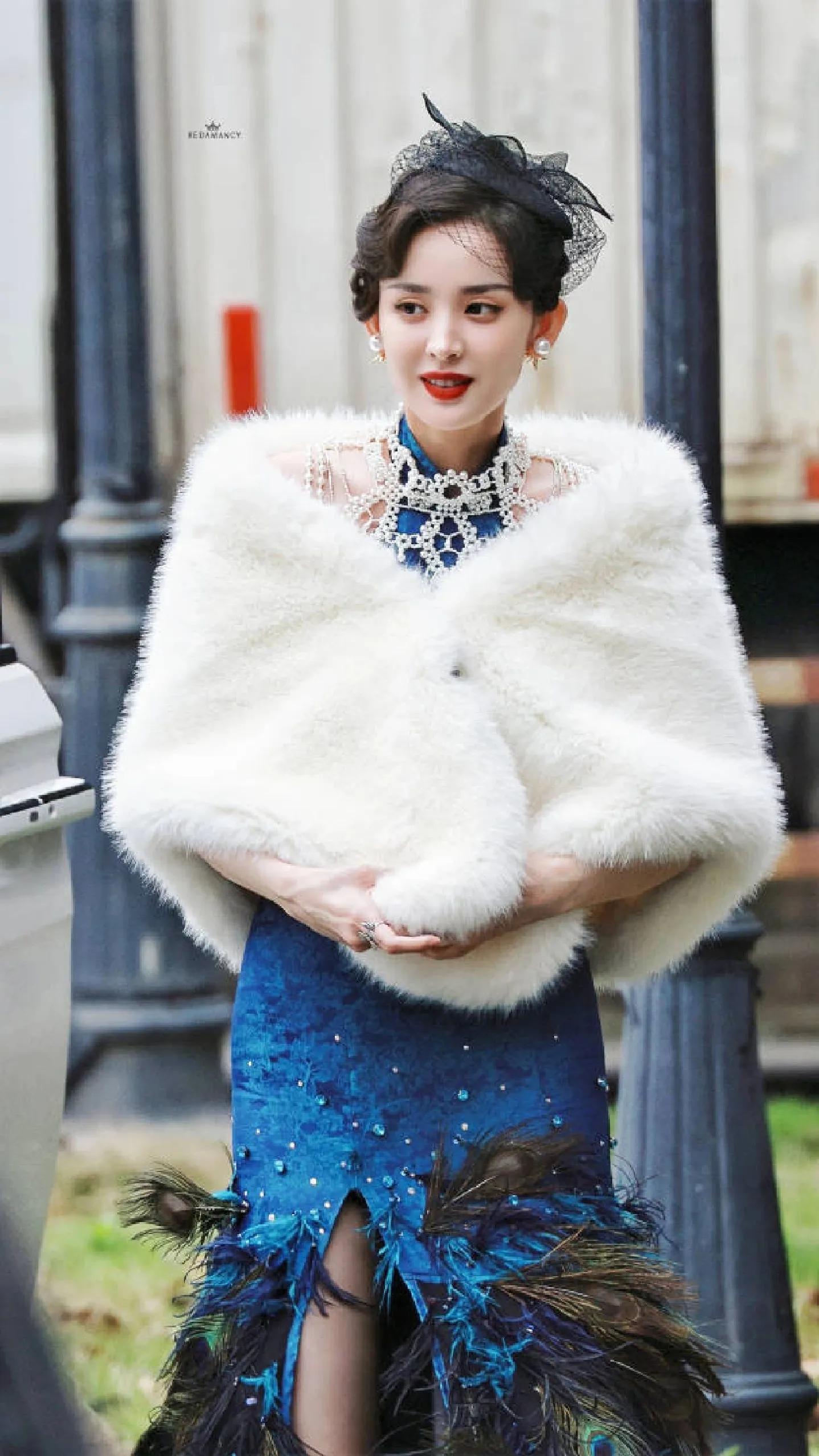 Beauty Wallpaper No. 342 - Guli Nazha - iMedia