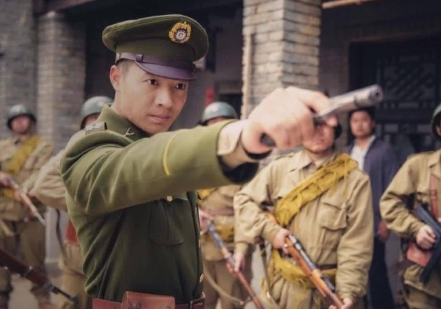 The division commander of the national army ordered to get rid of the ...