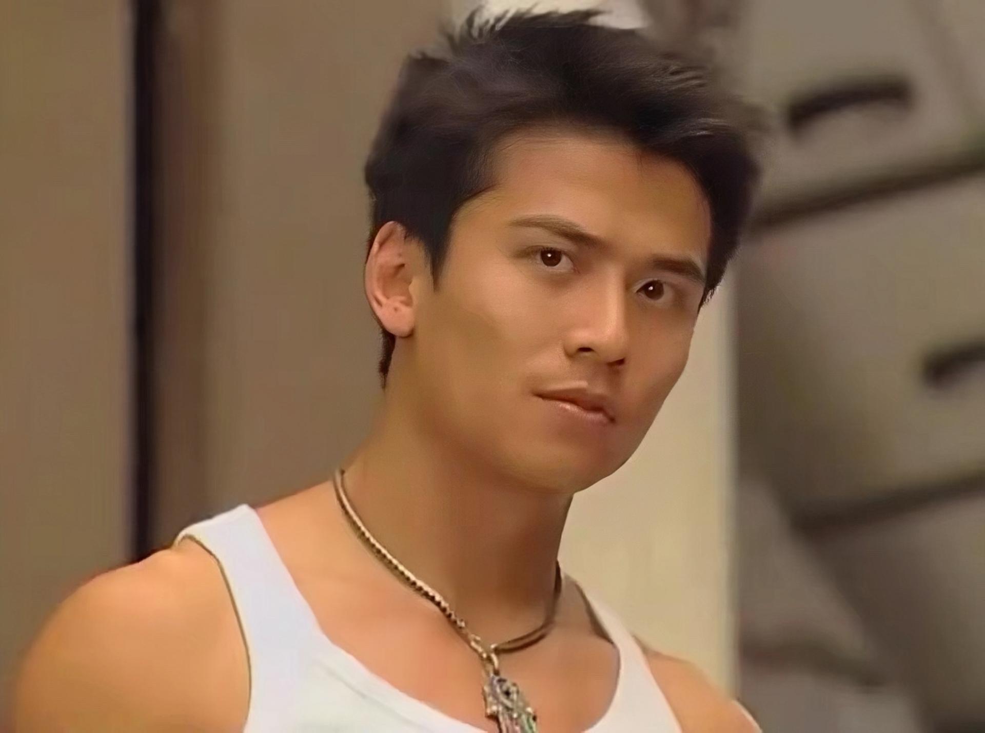 Congratulations!A well-known Hong Kong actor was exposed to a low-key ...