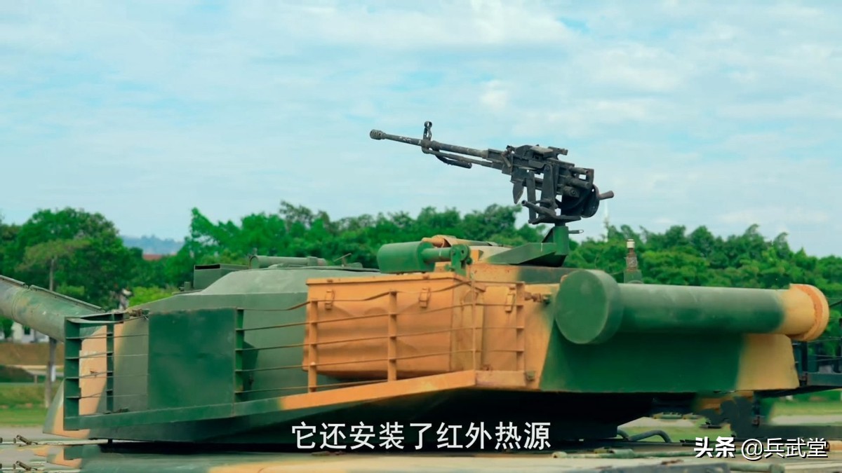 How advanced is the domestic "decoy tank"?There is a movable engine ...