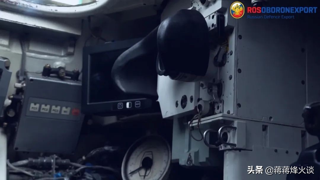 Algeria's modified T-62 participated in the military parade, and the ...