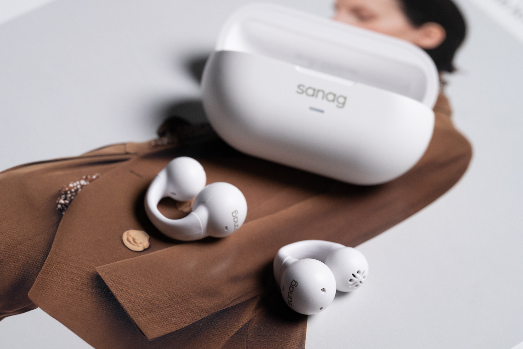 Breathing rhythm, comfortable melody——sanag Senna Z36 ear clip Bluetooth headset evaluation - iMedia