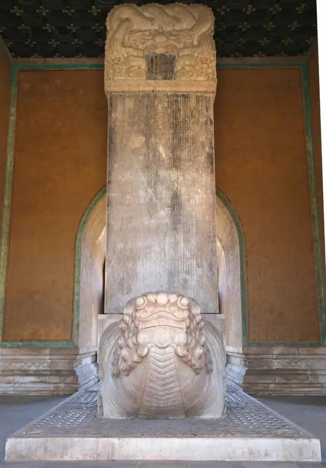 The Xiaoling Mausoleum was built as the first stele pavilion of divine ...