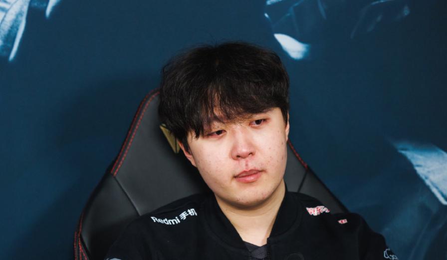 After JDG was eliminated, Kanavi cried!369 had tears in his eyes and publicly apologized: Sorry ...