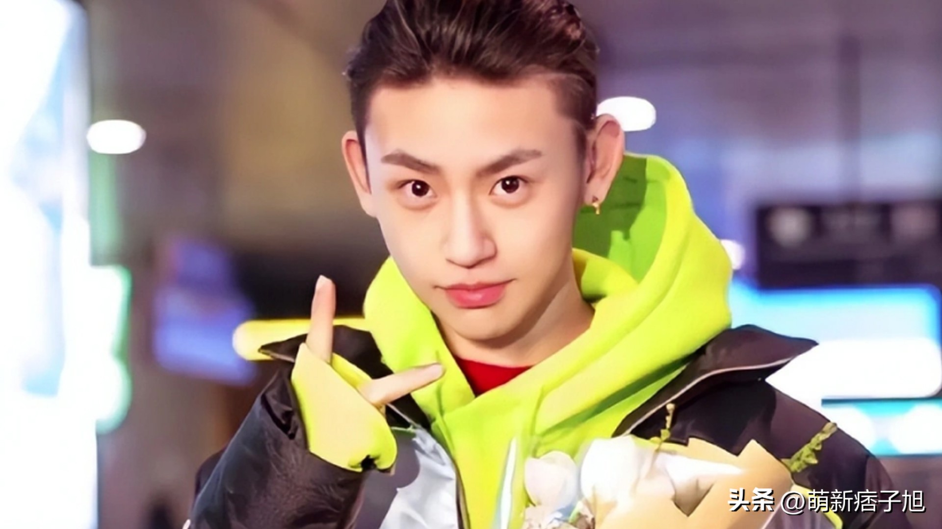 The little ghost Wang Linkai apologized for throwing cigarette butts in ...