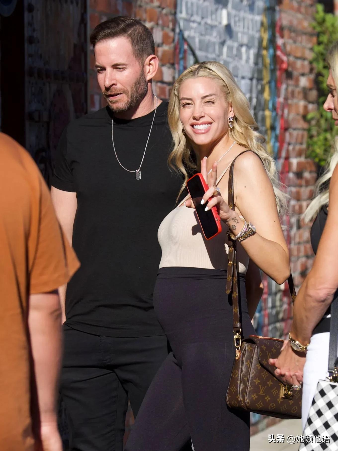 Pregnant Belly Highlights Heather Ray El Mousa and Tarek El Mousa ...