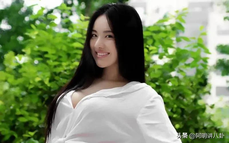 "Boy Killer" Meng Qian, her perfect figure makes people feel distracted ...