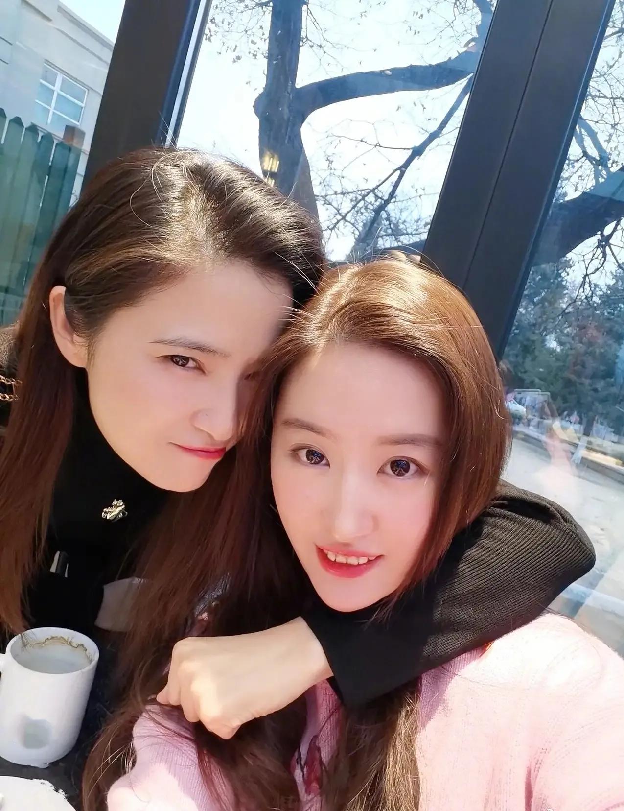 Xu Hongdou and Xu Hongmi have a party, brother-in-law steals the ...