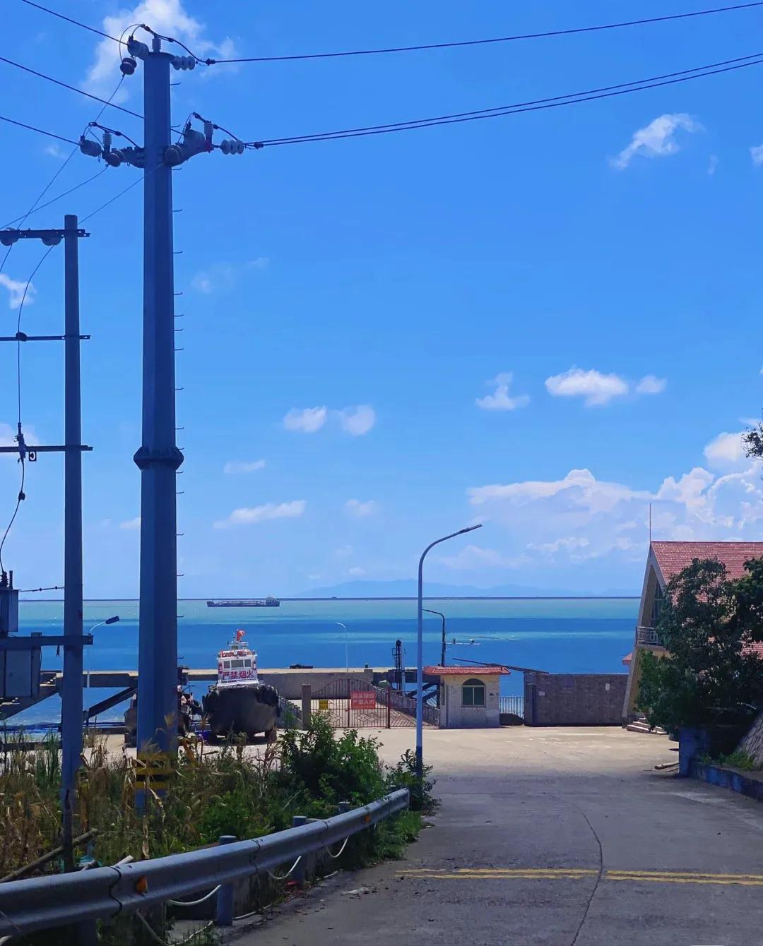 So beautiful!Wenzhou Gate Island, known as "Little Hong Kong", has ...