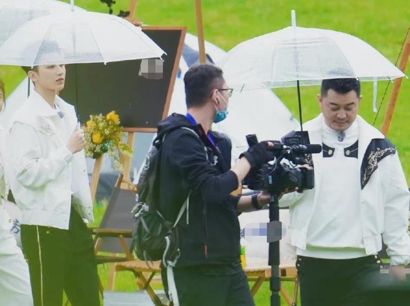 "Running Man 10" appeared in Huzhou to record the program, in addition ...