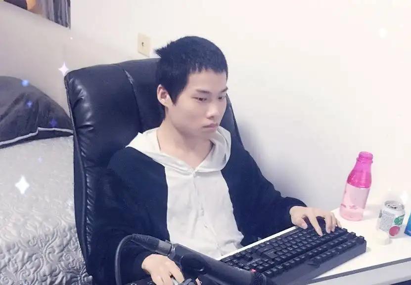 Dopa returned to China to serve in the military after his 8-year live ...