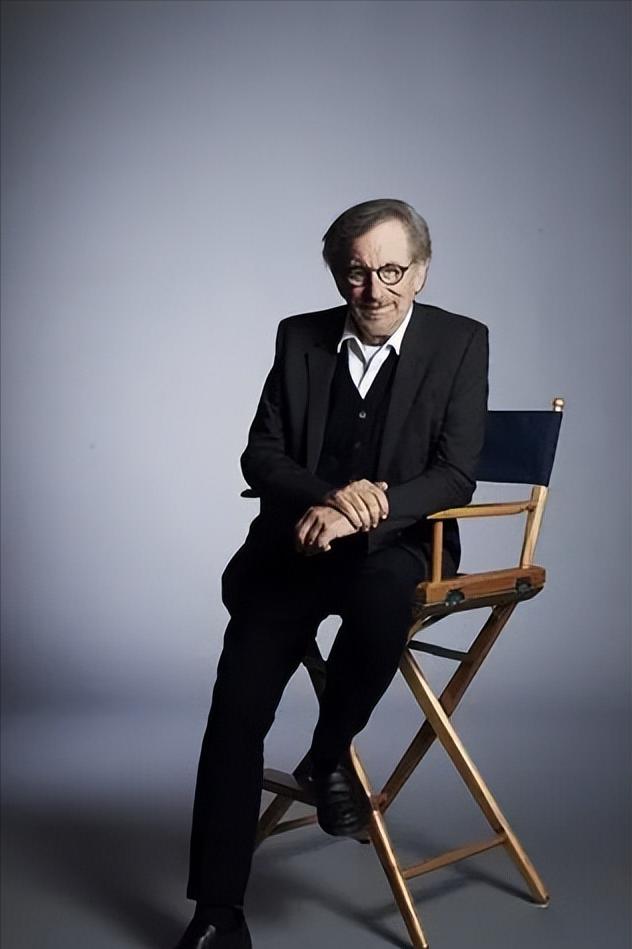 Steven Spielberg: Legendary Director in Modern Film History - iNEWS