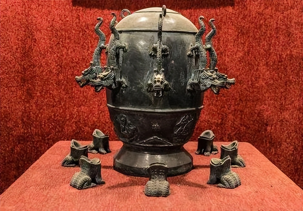 Zhang Heng's Seismograph and Its Application in Earthquake Early ...