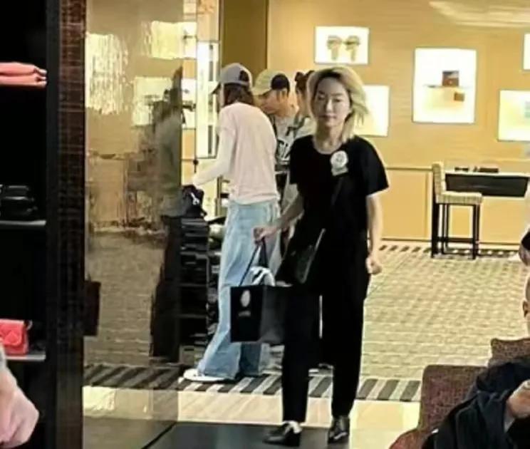 Maggie Cheung's latest situation is exposed! Living in London for a ...