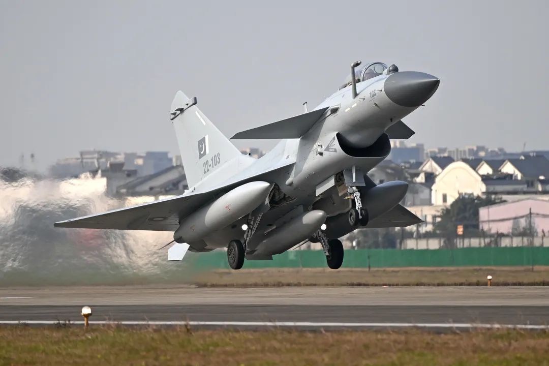 J-10CE, China realizes export of complete system of advanced fighter ...