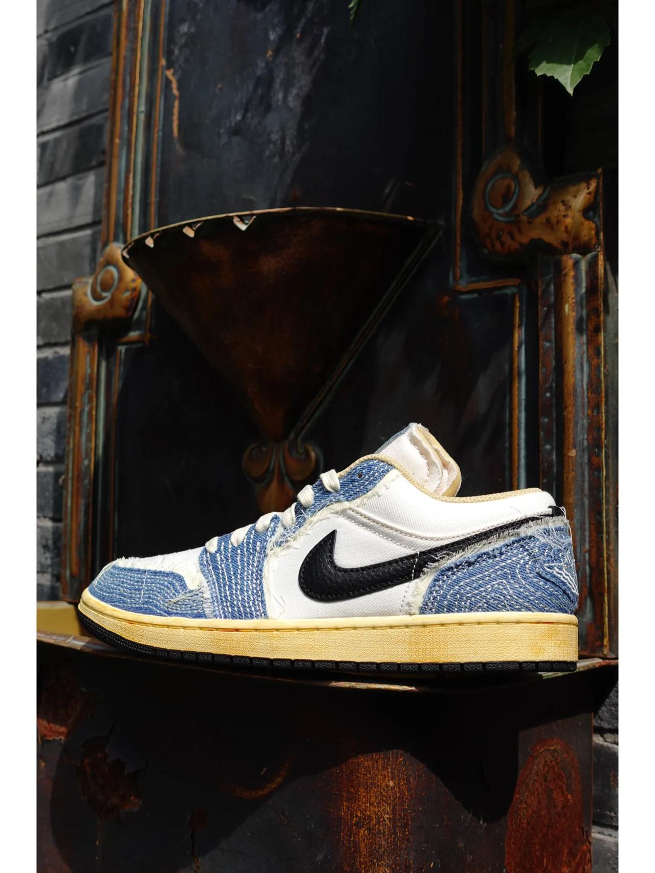 I finally understand what the distressed design mentioned on the ...