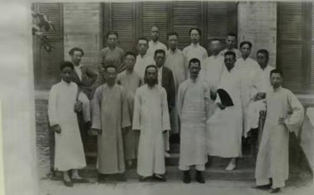 「拜金名媛」徐賢樂晚年：覬覦蔣夢麟財產，離婚官司得70萬分手費 - 資訊咖 - 第 2 頁