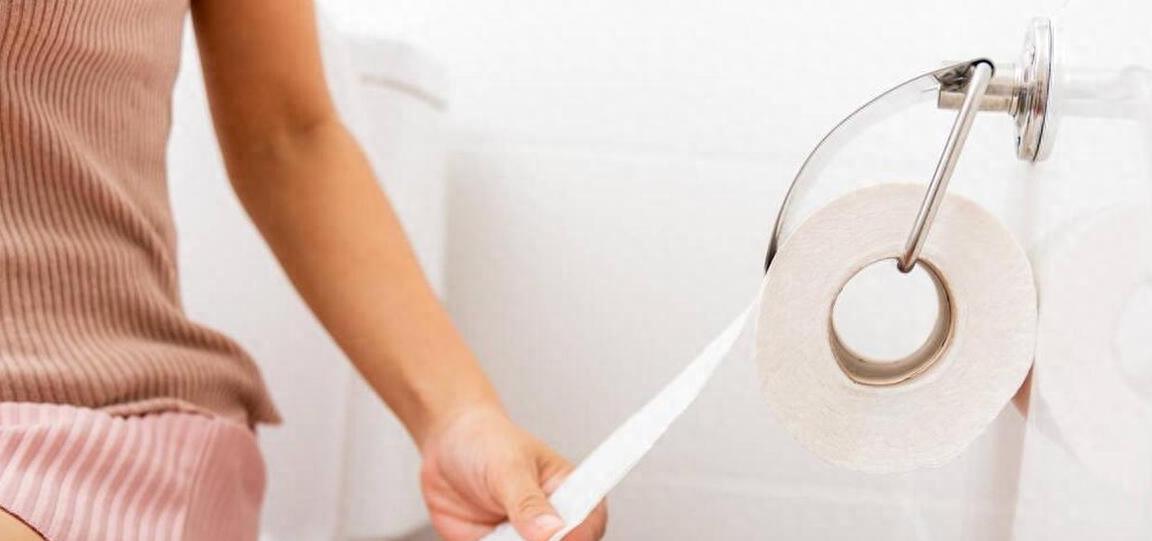 After checking into the B&B, the woman discovered that her privacy was ...