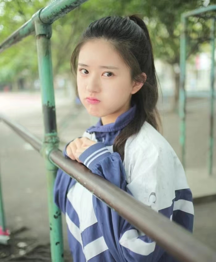 School uniforms, JK, sailor uniforms... The charm of uniforms is on ...