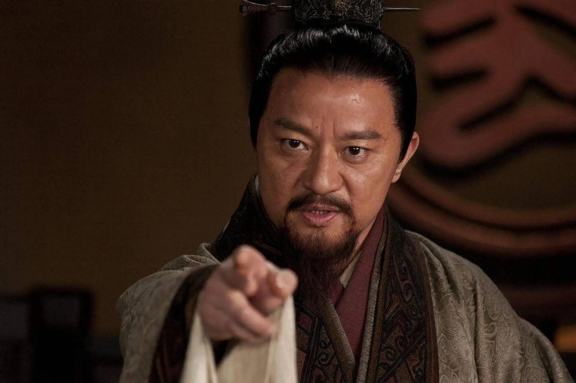 Wu Zixu digs the tomb, opens the coffin and whips the corpse of the ...