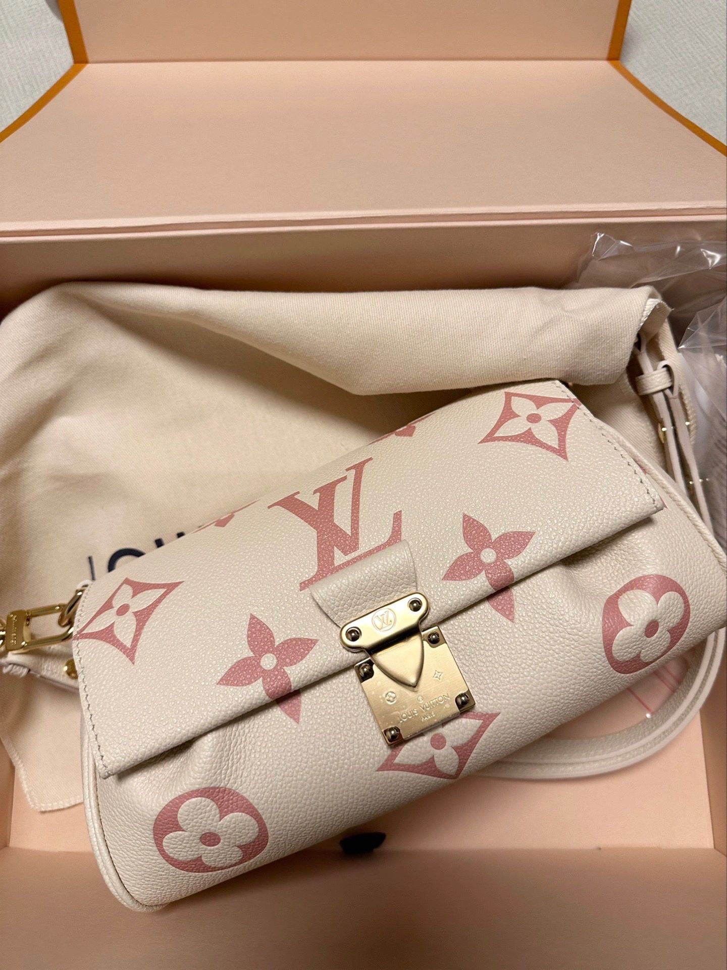 The color matching of LV presbyopia is really amazing - iNEWS