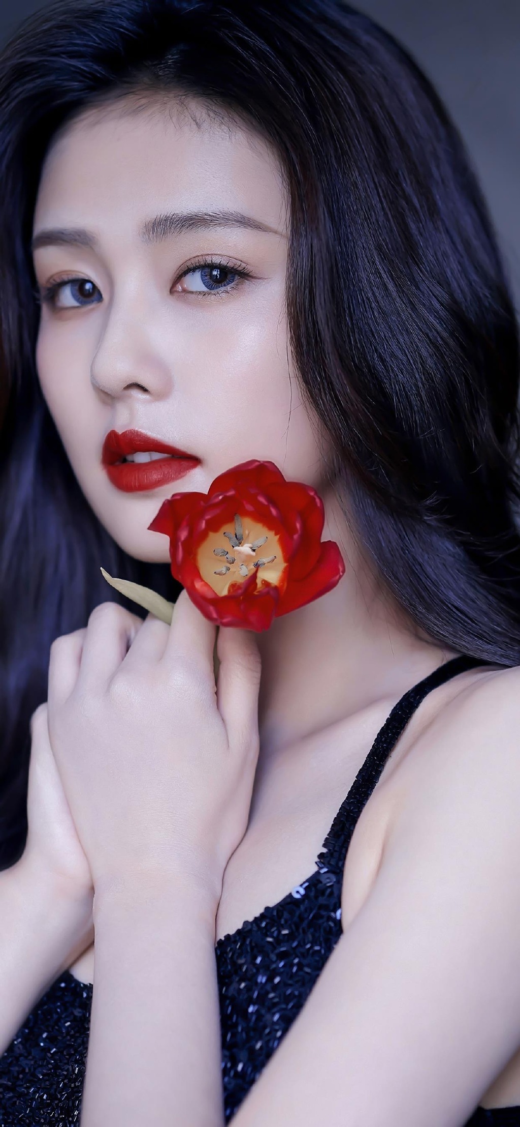 A set of beautiful girl white deer lock screen wallpaper - iNEWS