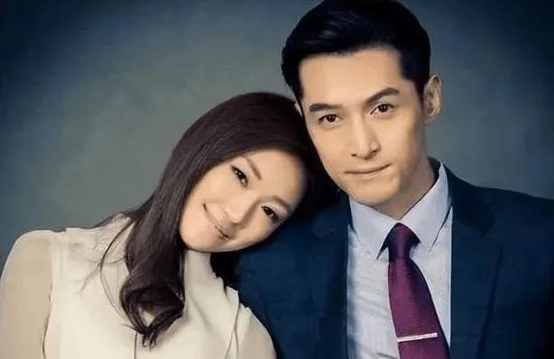 Hu Ge got married, his wife finally showed up, now I know why Hu Ge ...