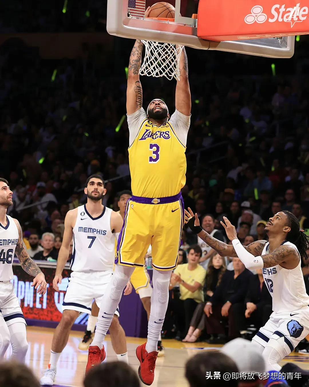 Champion look? In the first round of the playoffs, the Lakers ranked ...