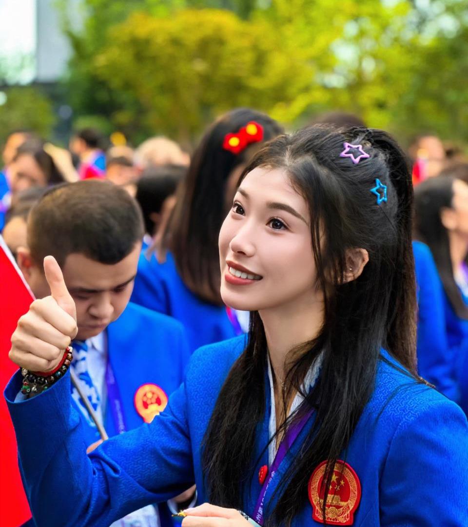 Wu Yanni made her debut and entered the finals first in the group ...