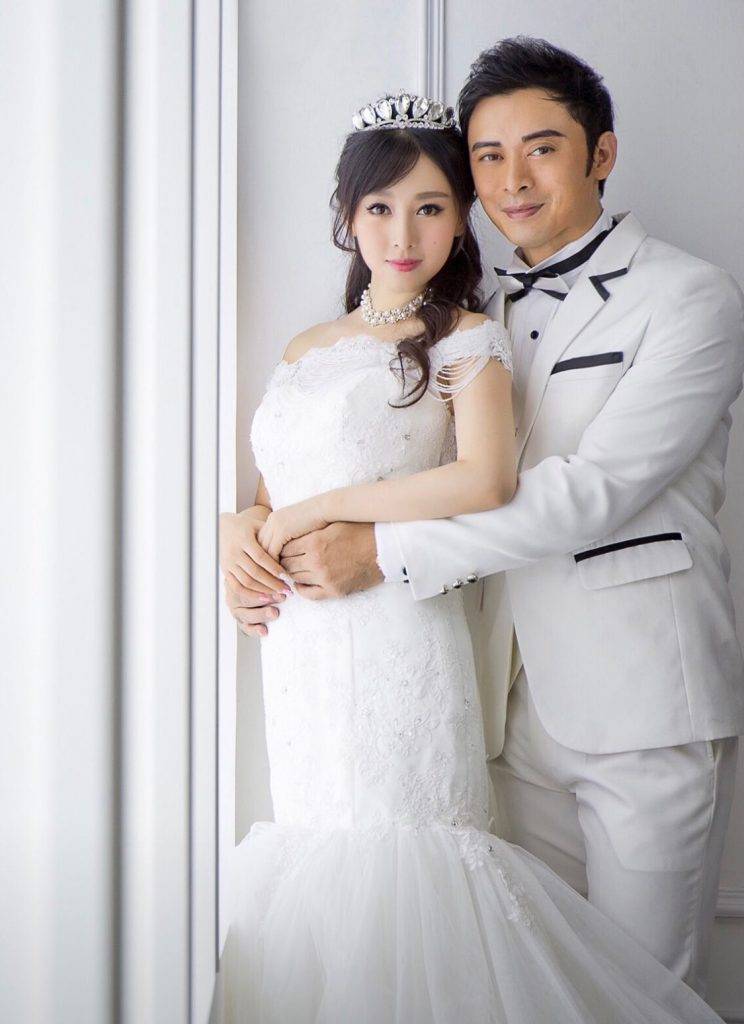 The 7th anniversary of marriage JJ Jia Xiaochen took a group photo on New Year's Day and her ...