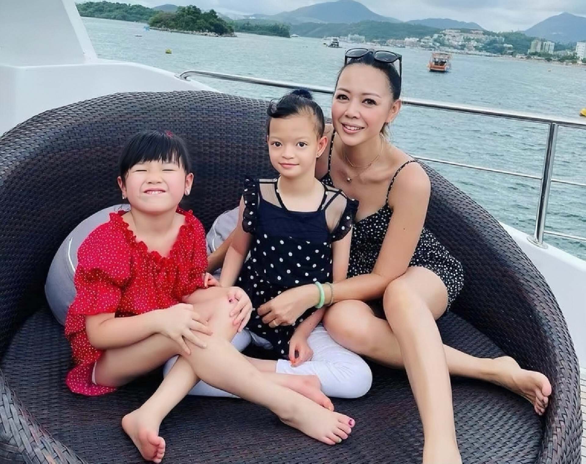 The sick daughter of a well-known Hong Kong actress grew up rapidly ...