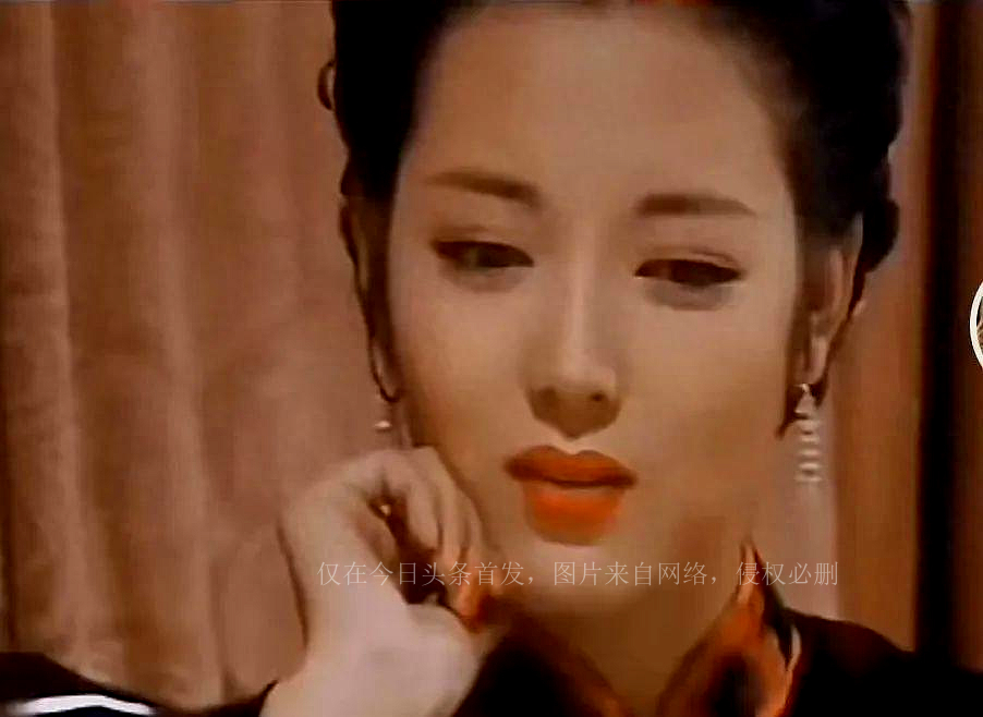 Wang Qianhua, the "first lady in rural dramas", was a stunning beauty ...