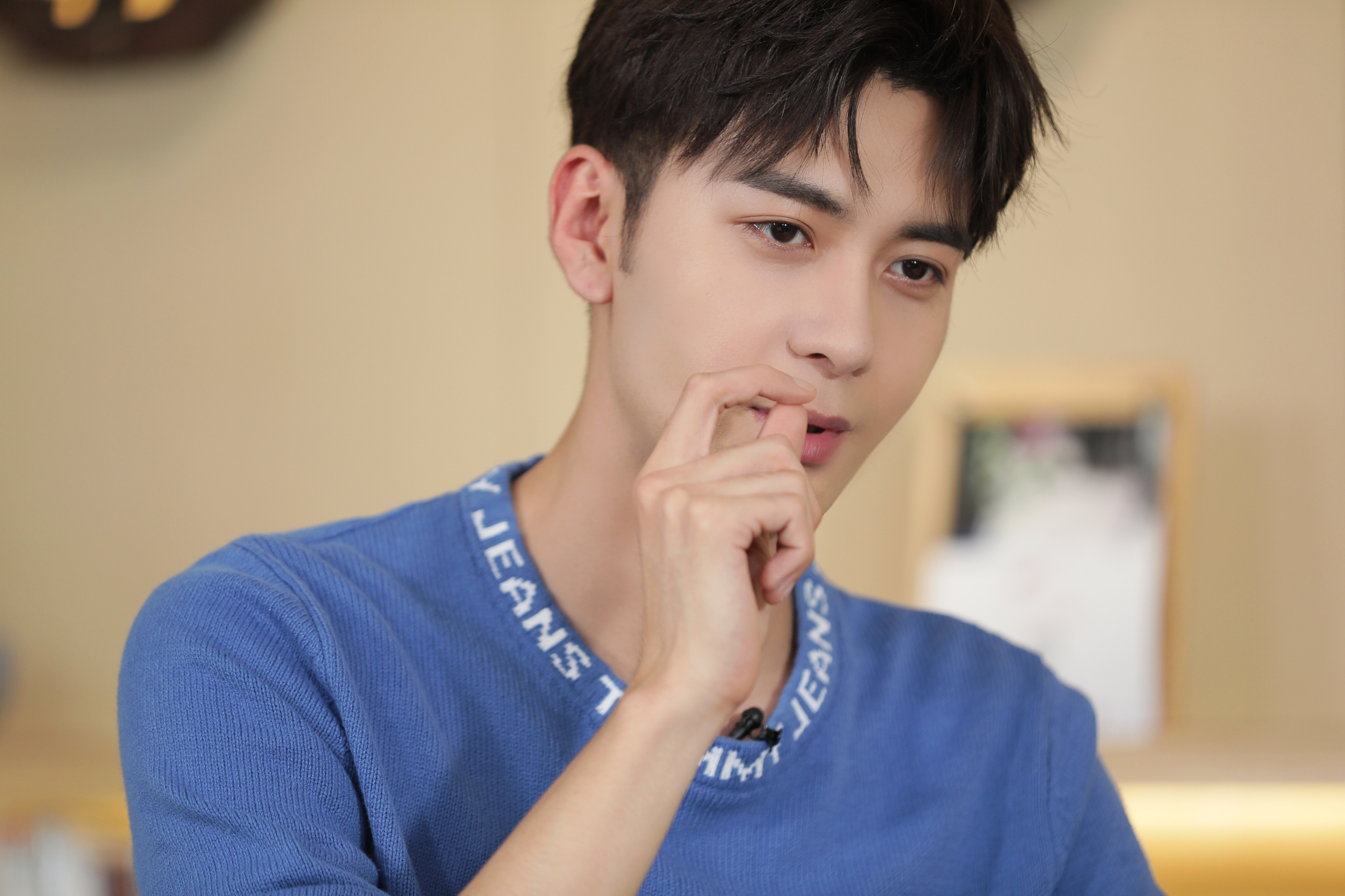 Entertainment Breaking News: Zhao Liying, Zhu Yilong, Yu Shuxin, Chen Xingxu, Zhou Ye, Wu Qian ...