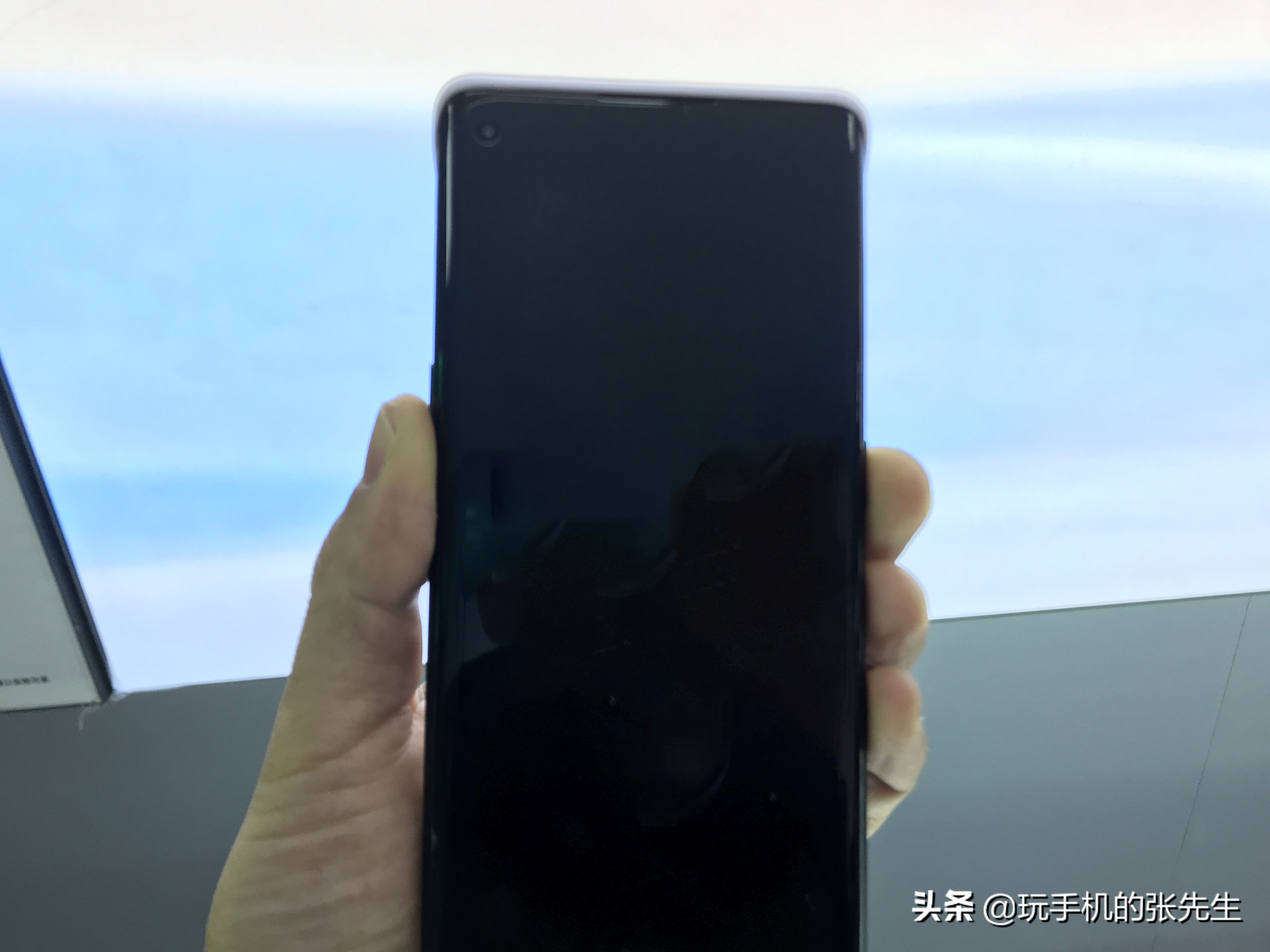 What should I do if my OPPO phone has a black screen and cannot be ...