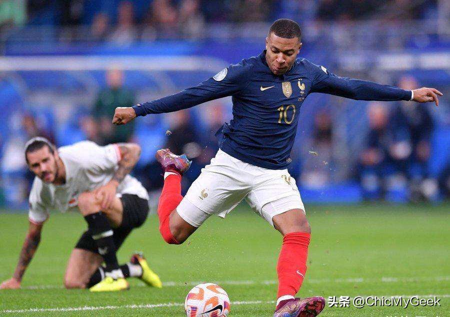Despite his Teenage Mutant Ninja Turtle looks, Mbappe captivates Miss ...