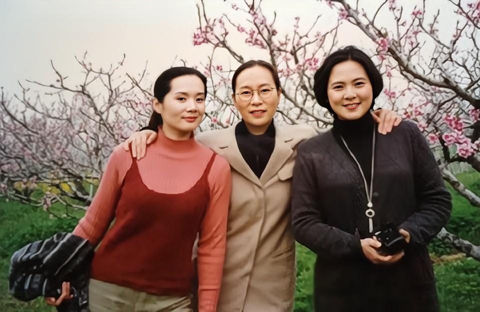 Wu Mian: She and her husband have been in love for 42 years, and they ...