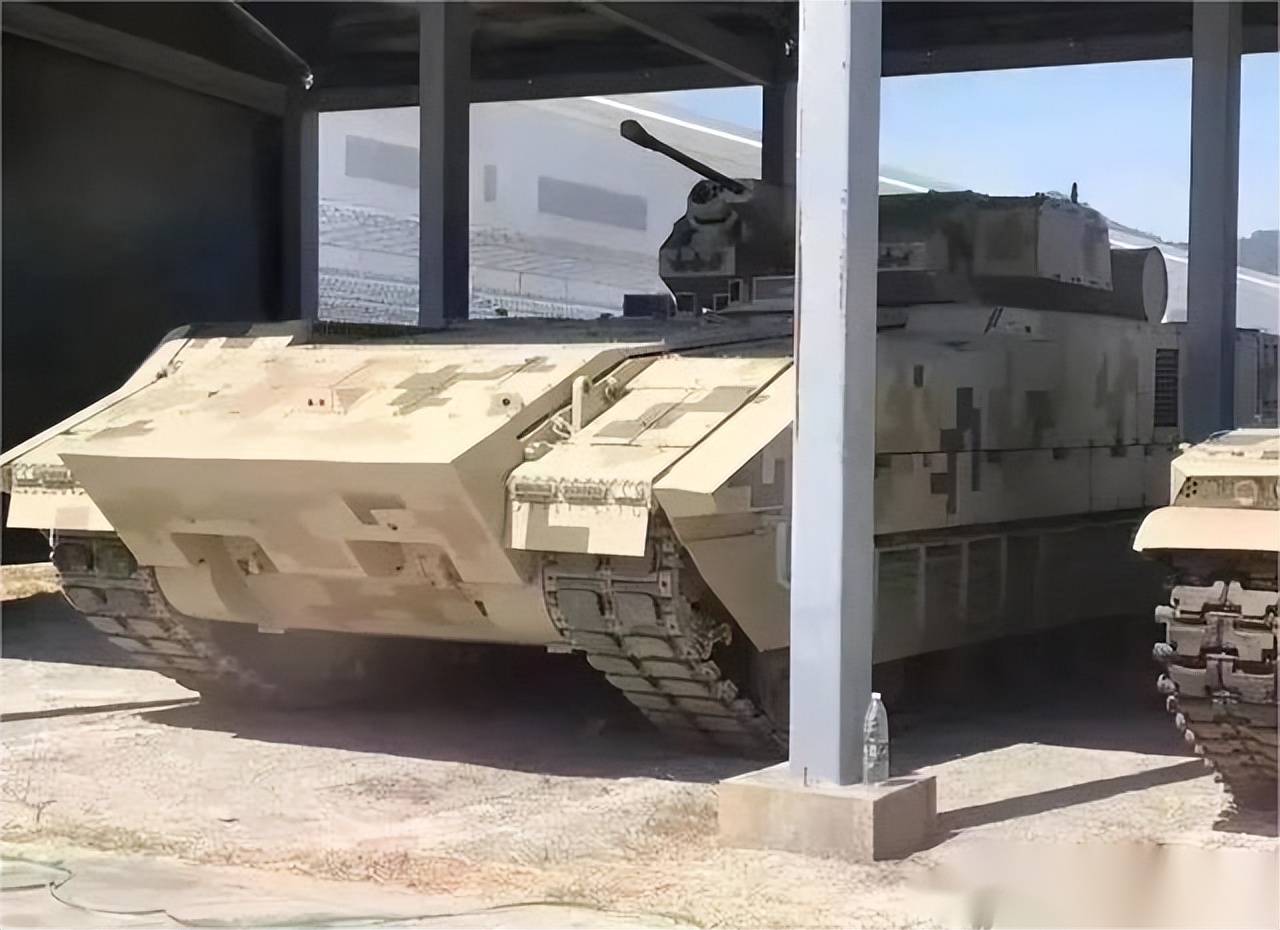 "Battle Fortress", the People's Liberation Army VN20 heavy armored ...