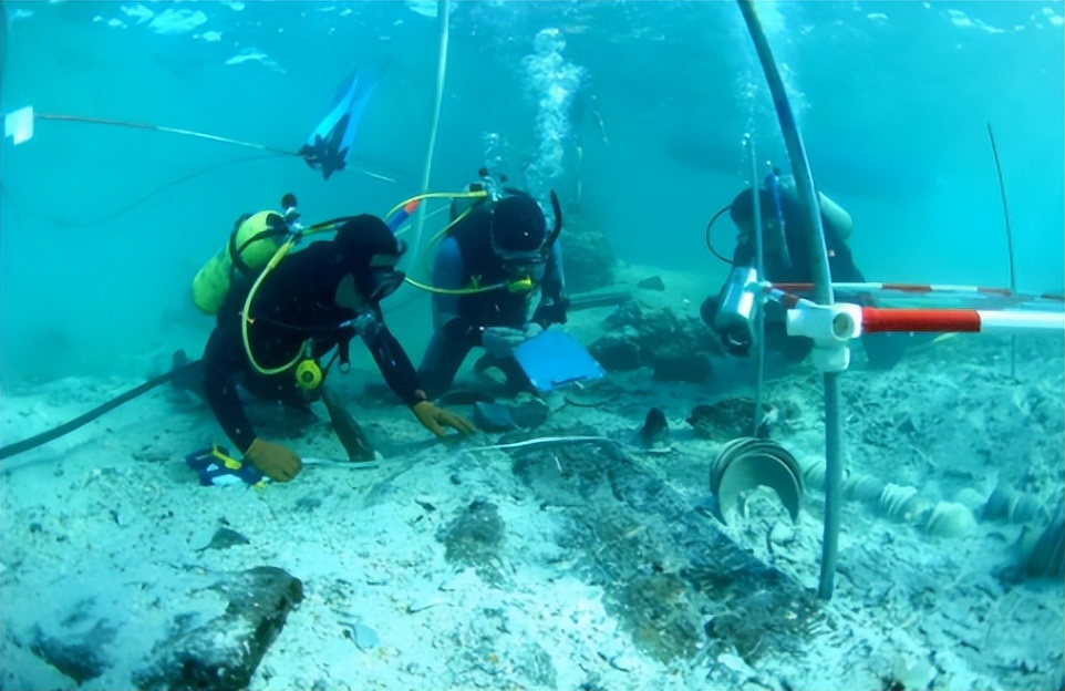 An important helper for underwater archaeology - "Fin robot", its ...