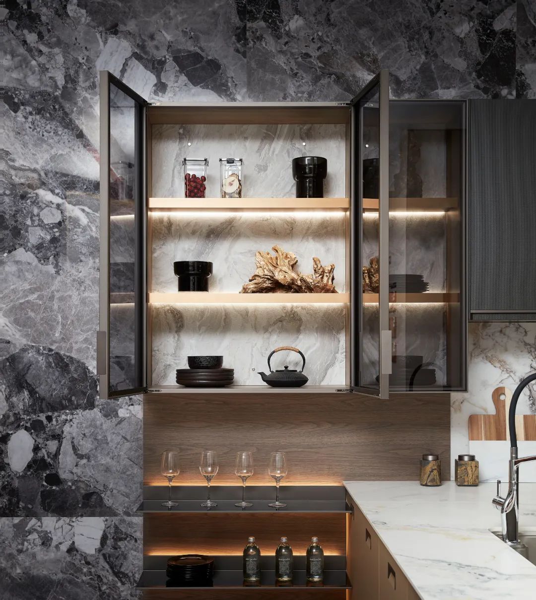 3 Stunning Modern Kitchen Cases - iNEWS