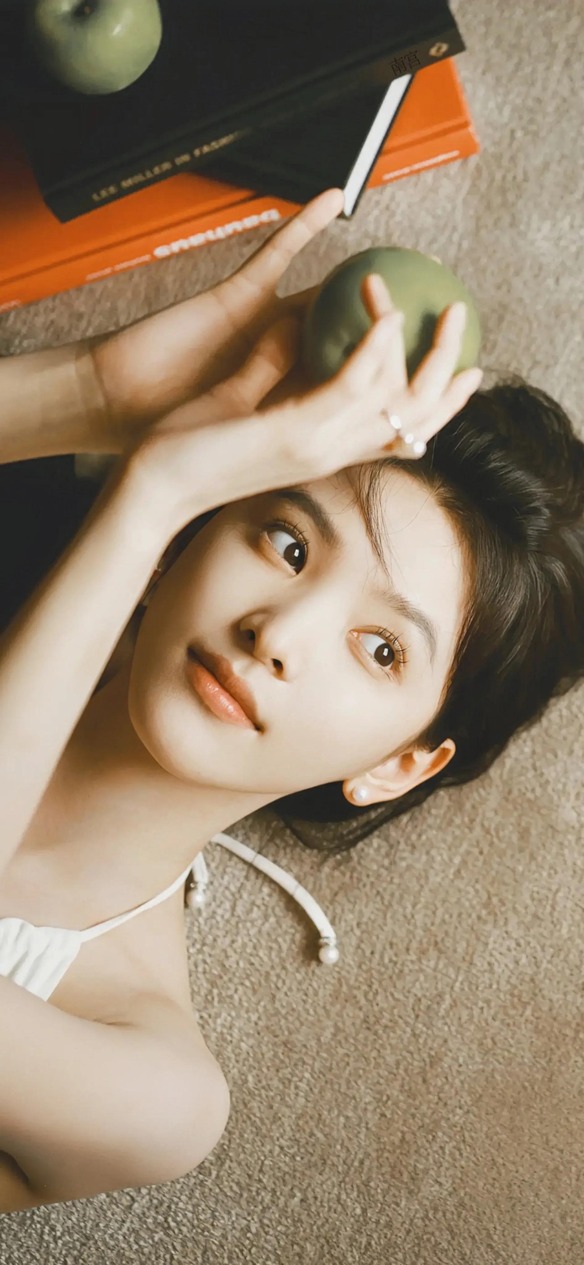 Everyone is eager to meet you·Zhang Ruonan - iNEWS