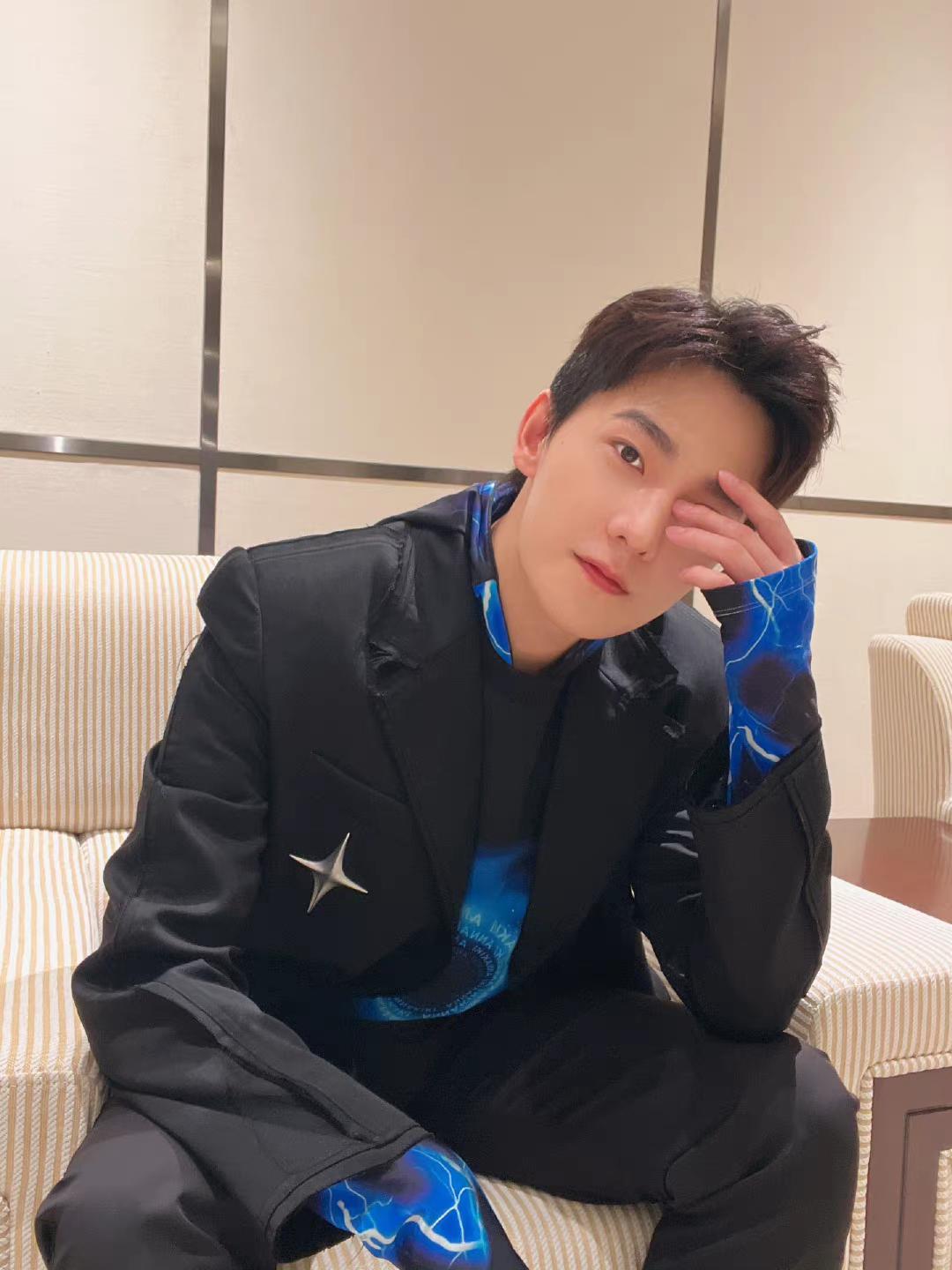 Will Yang Yang never get old? - iNEWS