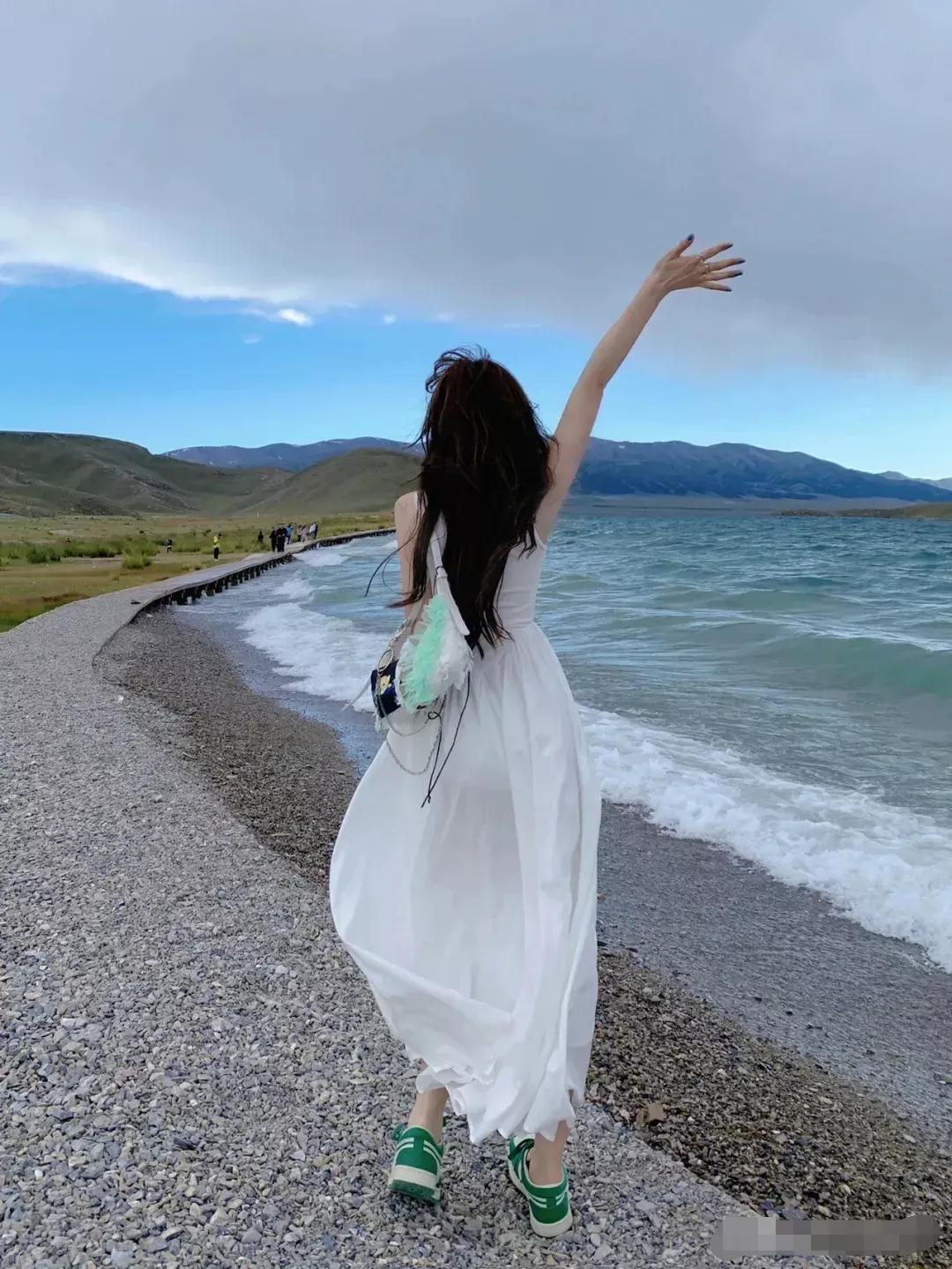 Talking about "Eyes with High Hands" - iNEWS