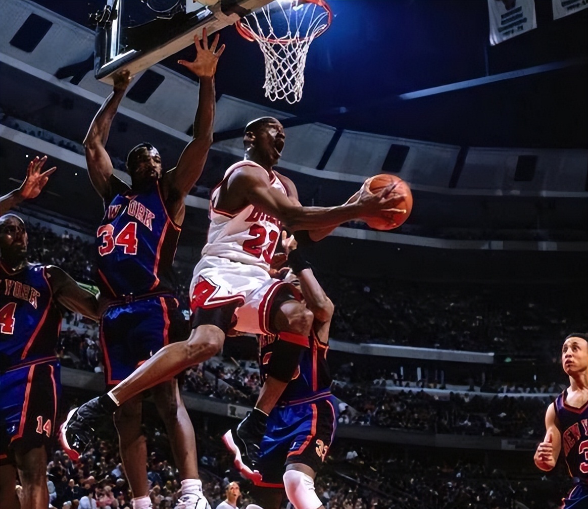 After Jordan, how many superstars have appeared in the NBA? 4 people at ...