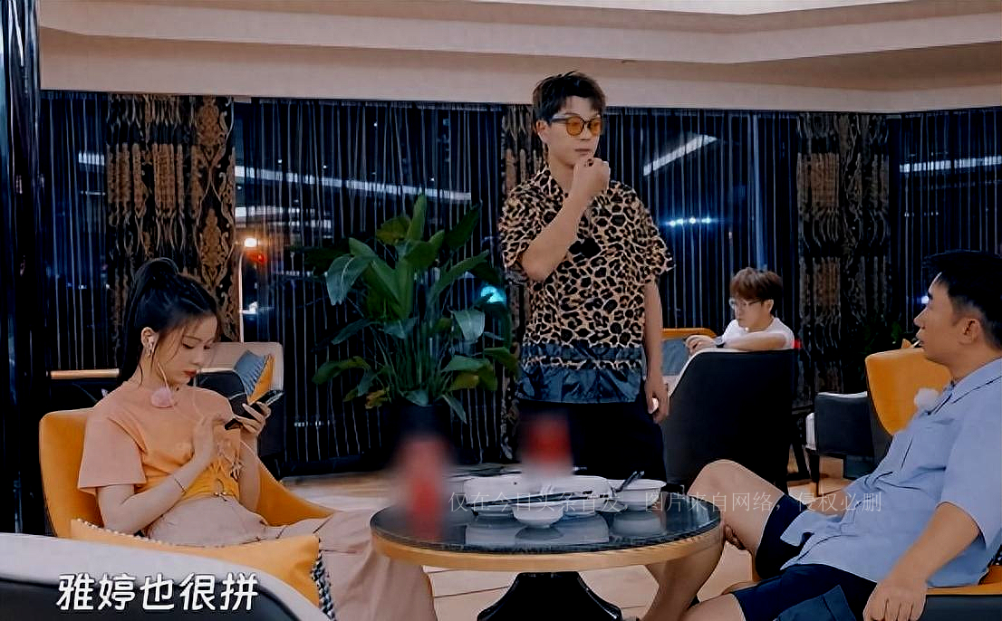 Three years after the divorce, Wu Yating took her baby back to her ex ...